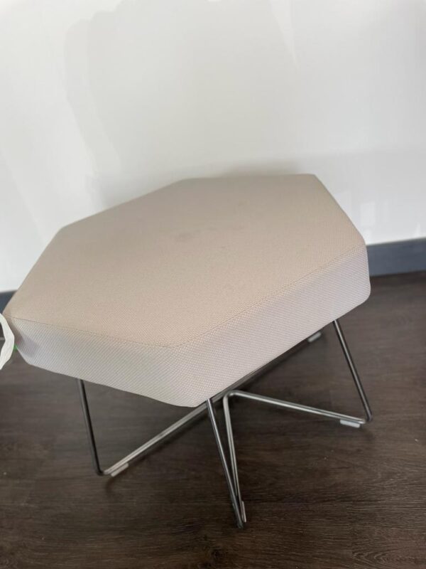 Pollen Stool – Salam Enterprises